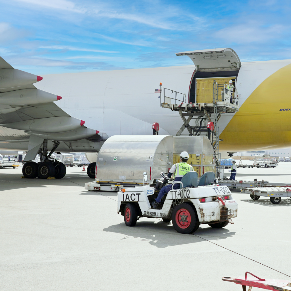 Ground Handling Business - 国際空港上屋株式会社